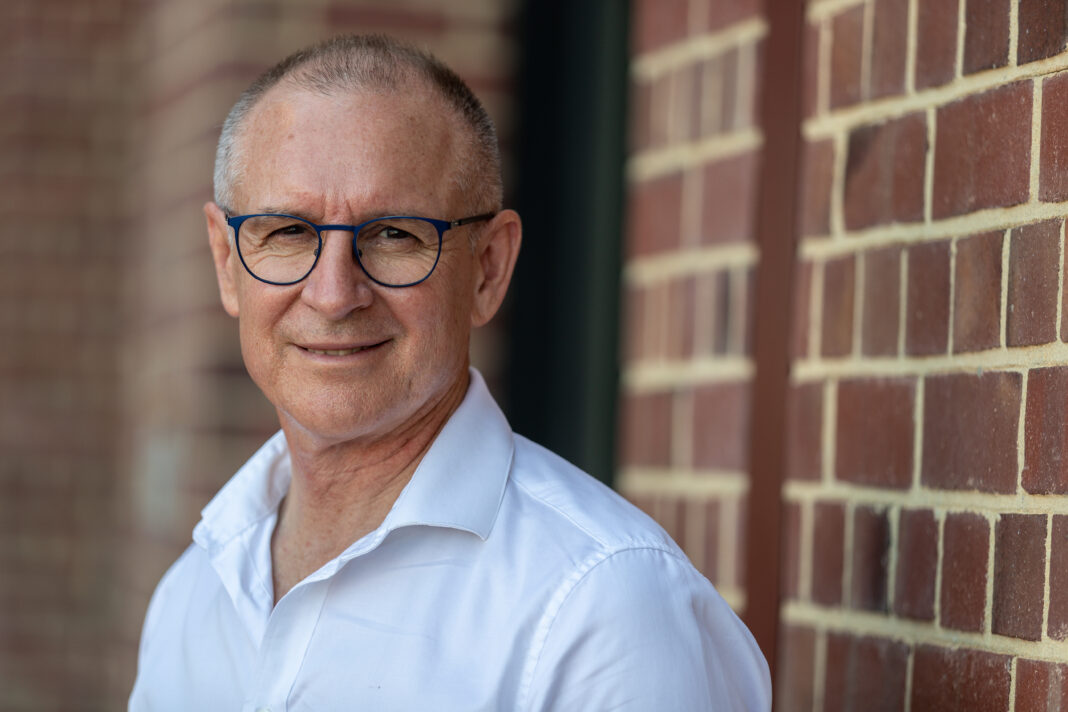 南澳激增18例前州長確診 南澳議會休會收緊入境限制 - Australian Chinese Daily 澳洲新聞